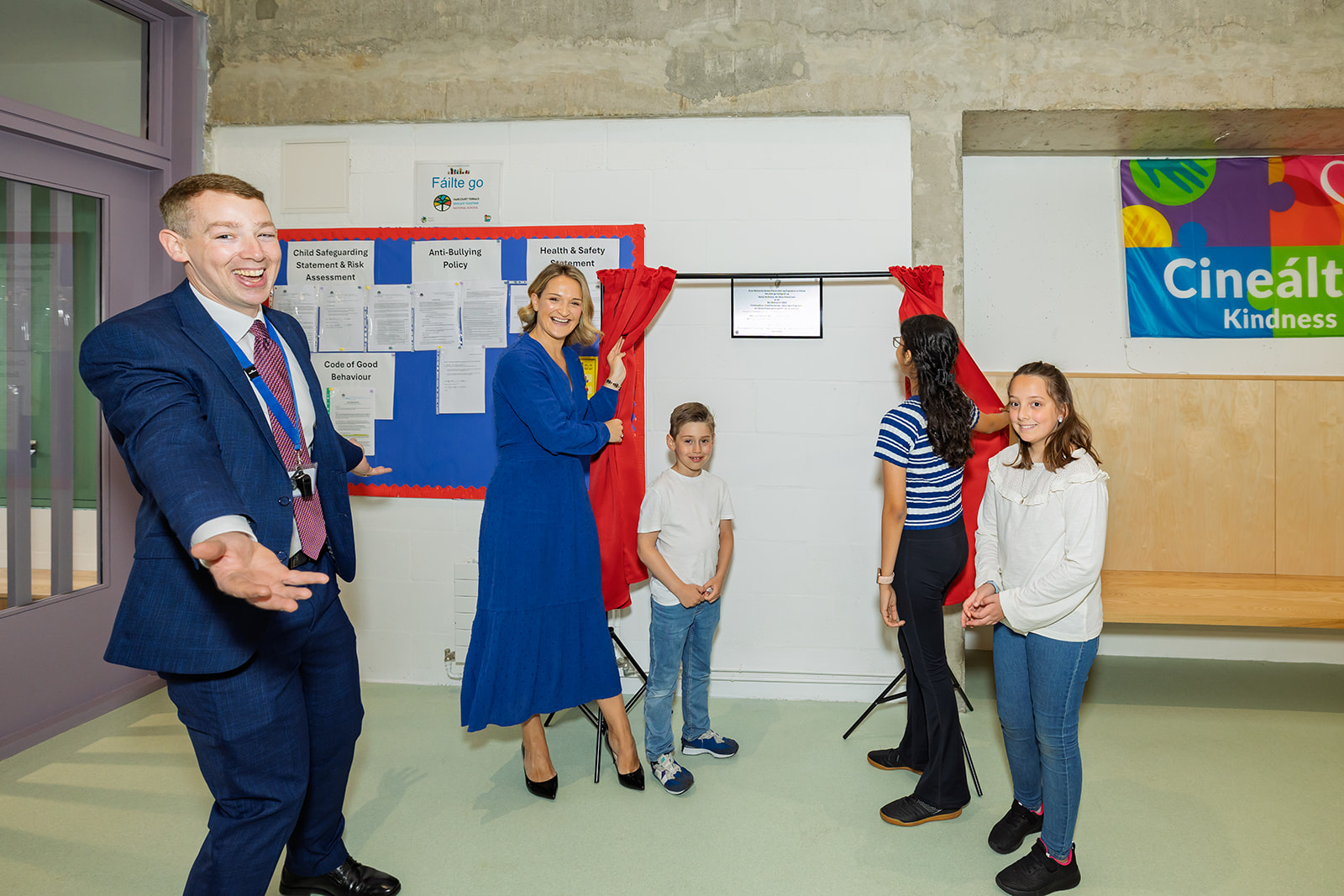 Minister McEntee opens Harcourt Terrace ETNS state-of-the-art new ...